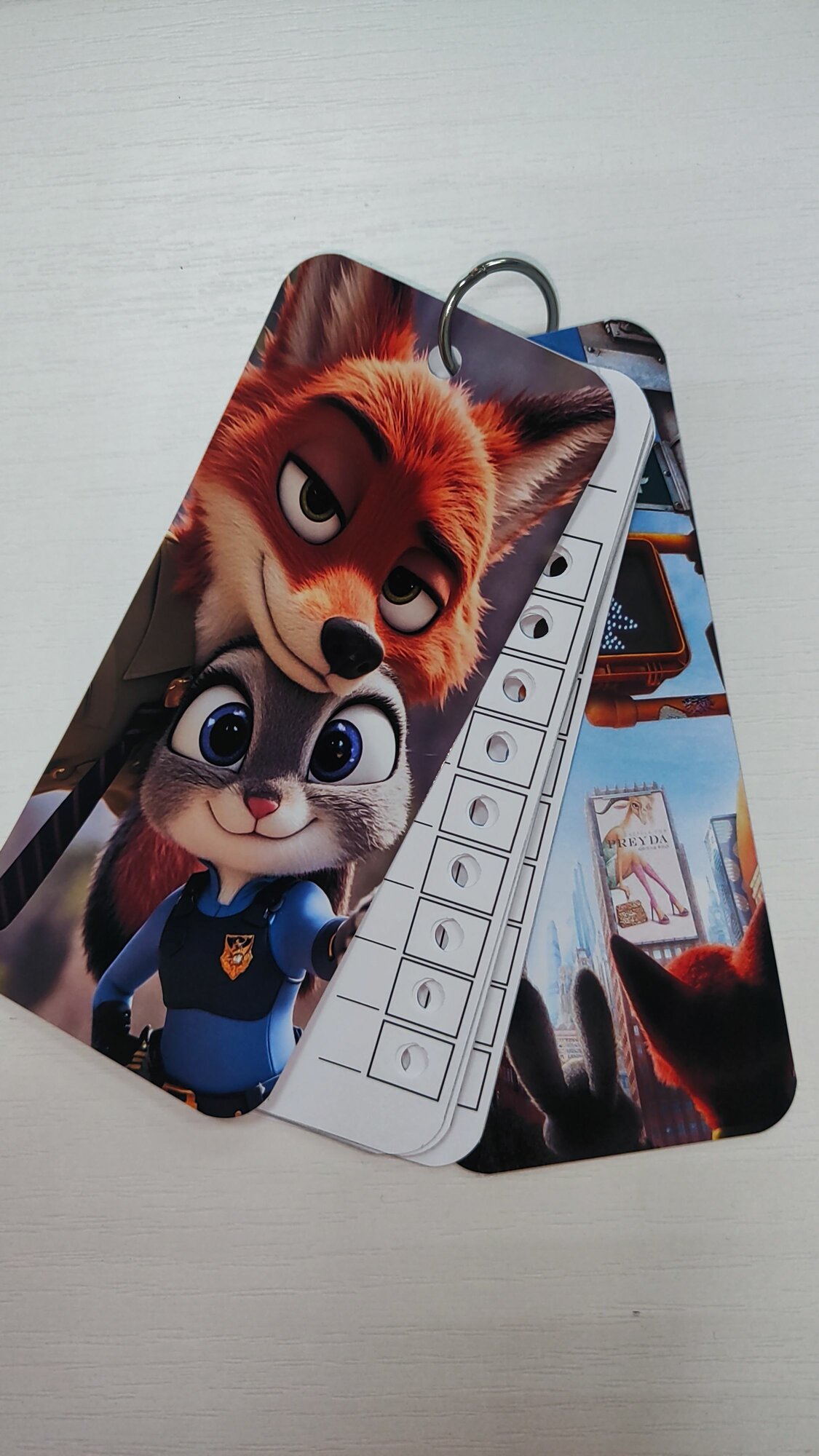 Палитра для маркеров (ручек) универсальная 144