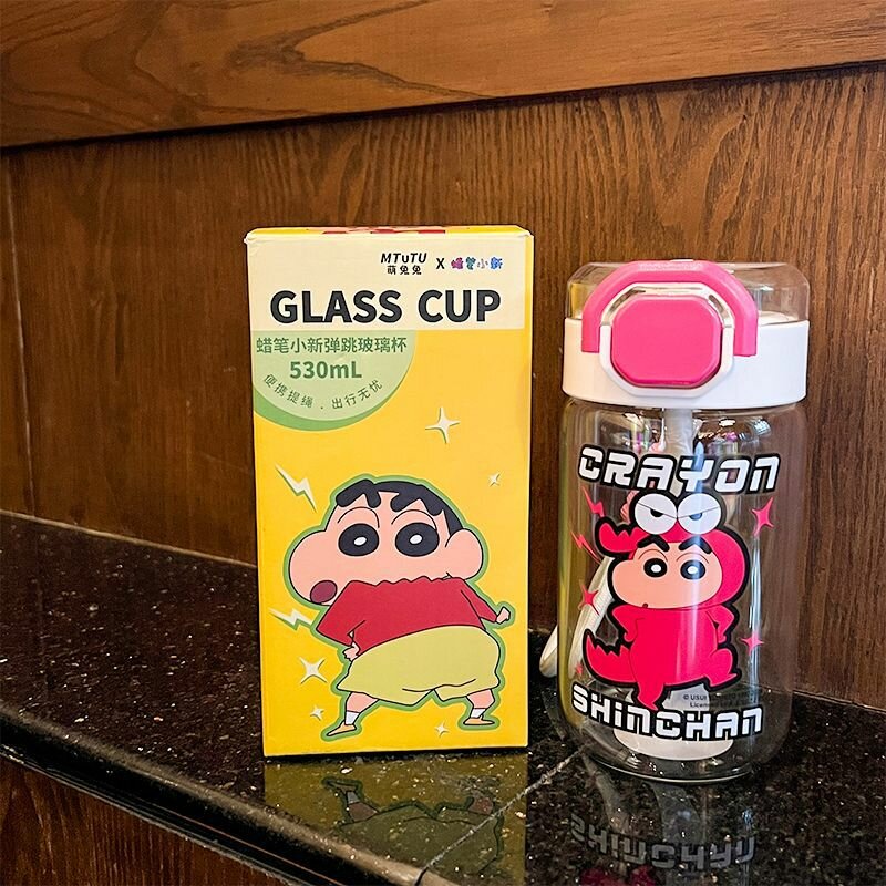 Стакан для воды Crayon Shin-chan 2025, новый стиль, высококачественная стеклянная чашка с соломенной крышкой для девочек, детская летняя коллекция чайников