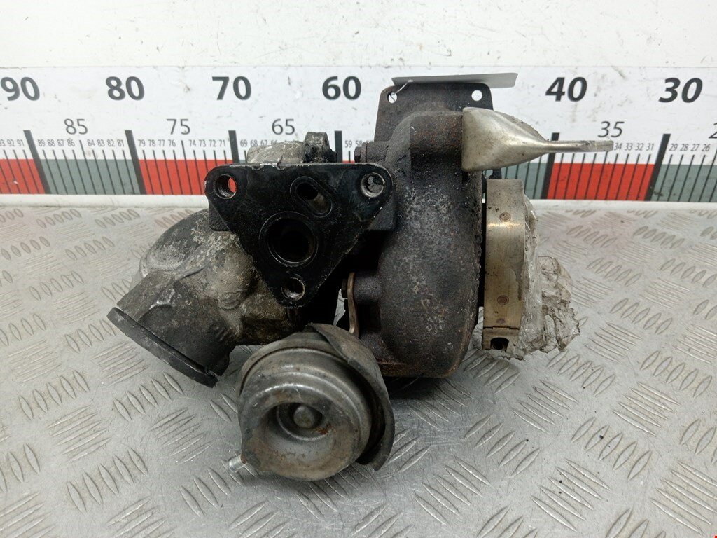 Турбина Volkswagen Touareg 1 070145701J арт. 2235178