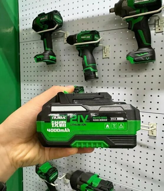 RUIBA 21V 4000MAH Аккумулятор для гайковерта 21 ВЛитиевый аккумулятор с увеличенным сроком службы