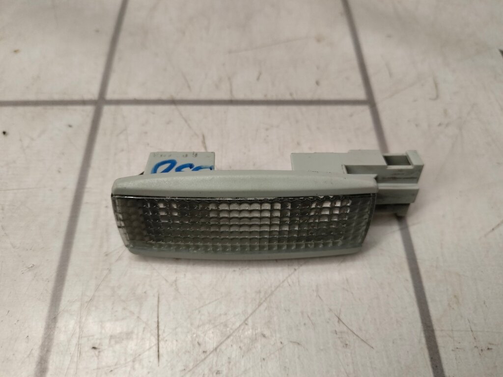 Плафон салонный VW Passat B5 96-00