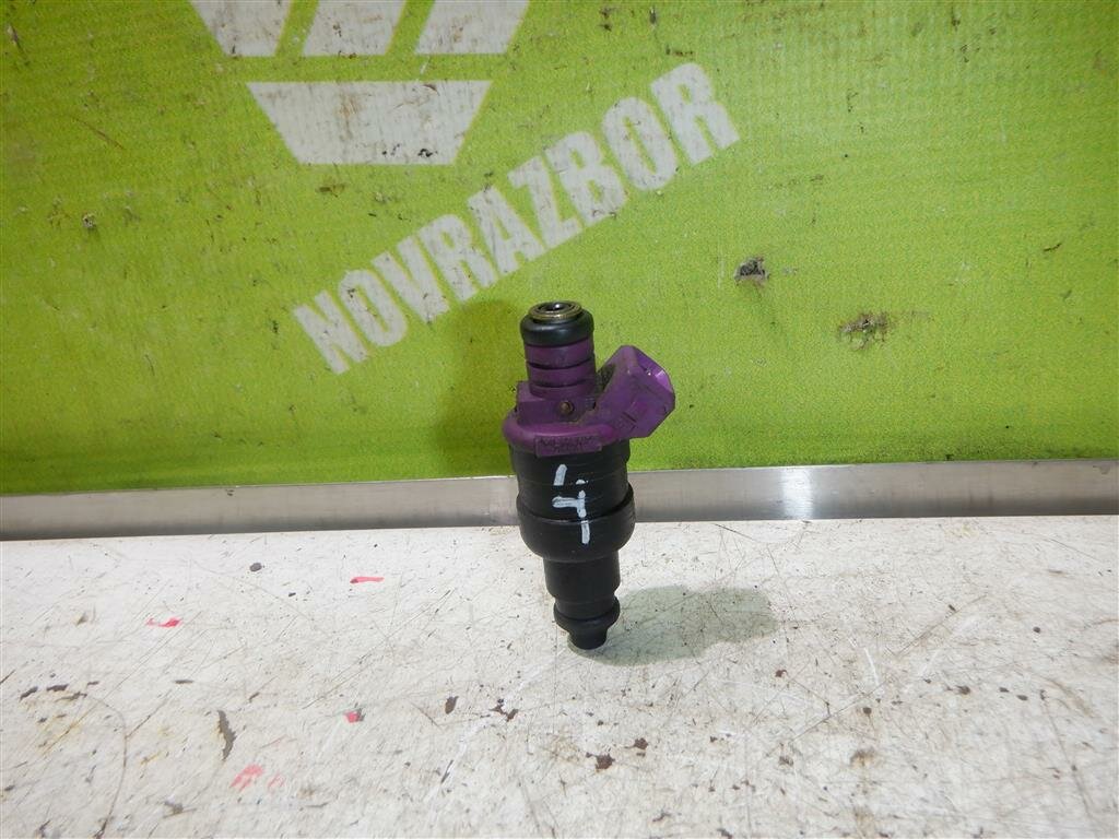 Форсунка инжекторная Renault Kangoo 97-03