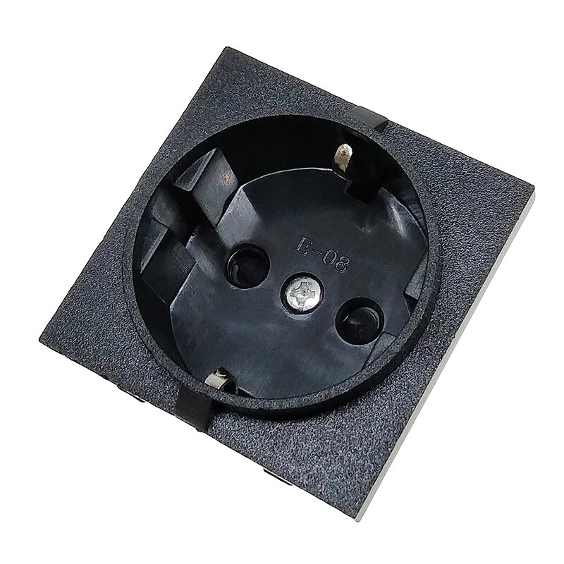 Розетка Passvvell Schuko черного цвета