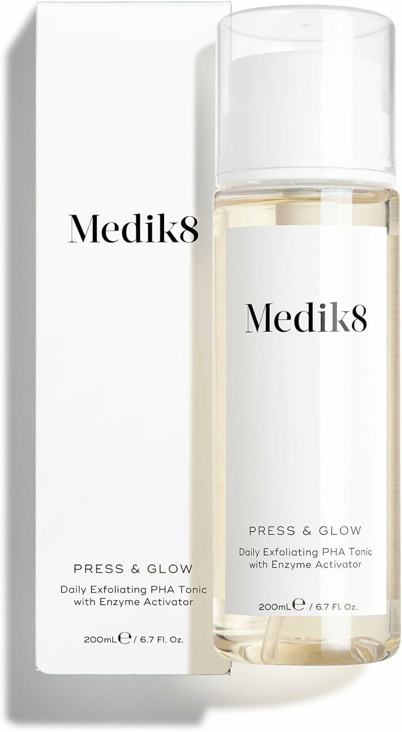 Medik8 Ежедневный отшелушивающий PHA-тоник с ферментным активатором PRESS & GLOW 200ml