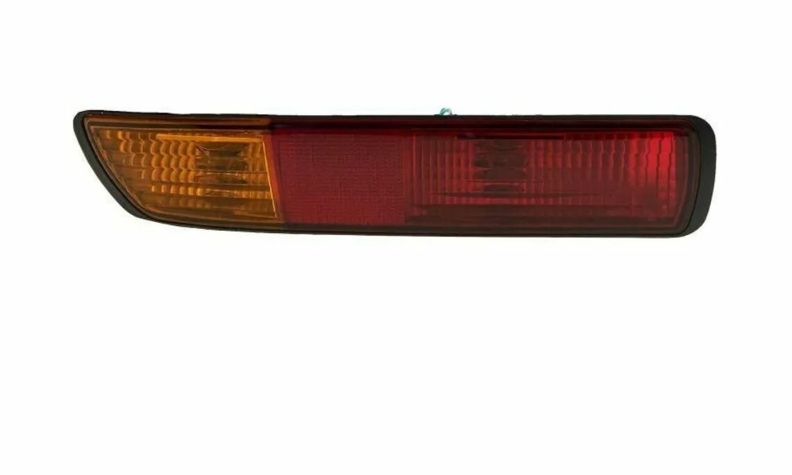 Фонарь поворотник в задний бампер левый, фара задняя левая Mitsubishi Pajero III Митсубиси Паджеро 3 1999-2003г.