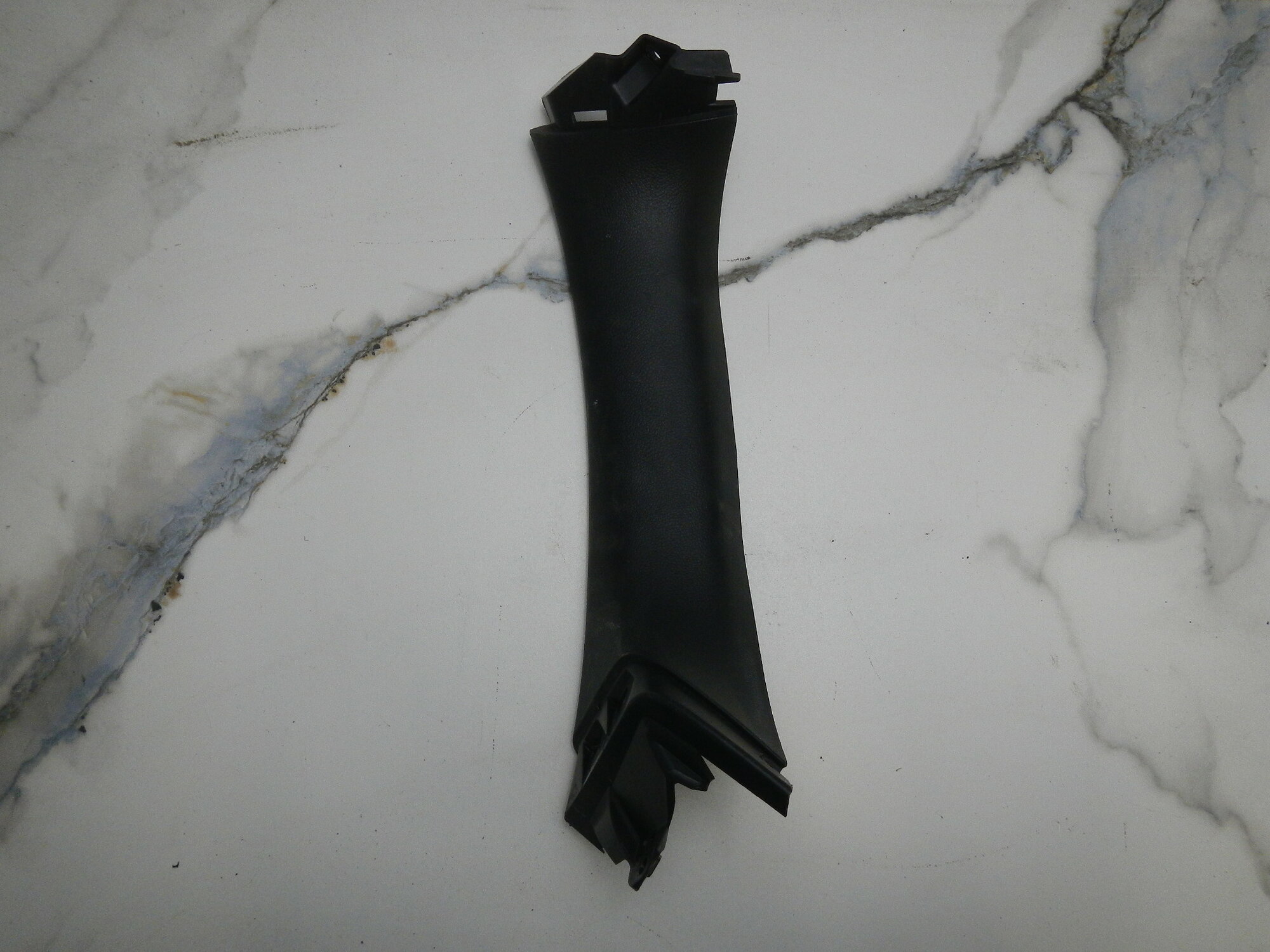 Б/У Обшивка двери багажника, KIA (Киа)-CEED (12-18) KIA CEED (12-18) правая универсал Потертости. 597827 Hyundai-KIA арт....