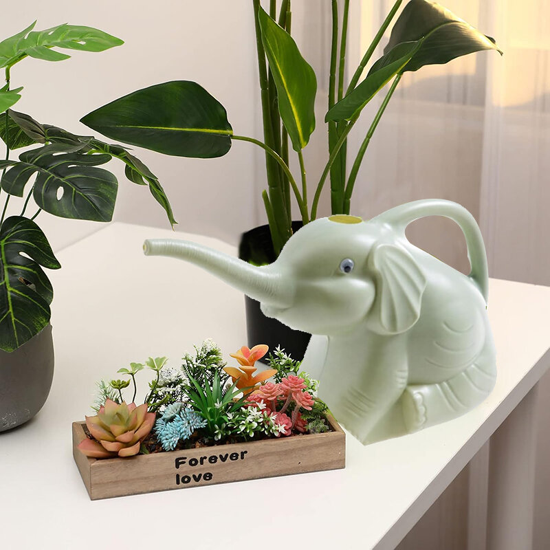 Лейка уличная в форме слона для цветов и комнатных растений, большой объем, 2 литра