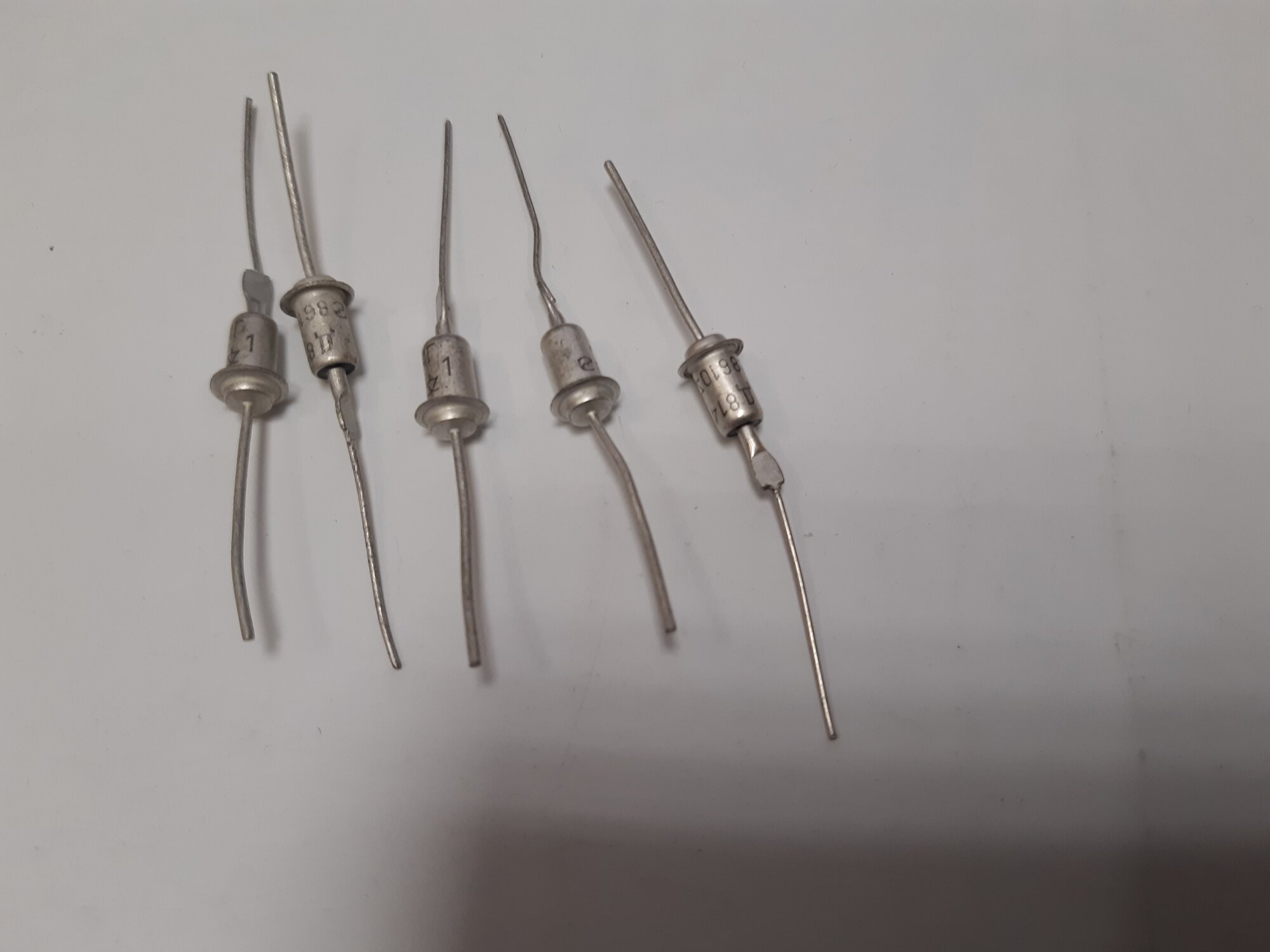 Диод стабилитрон Д814Г 11V, 29mA (комплект 5 штук)