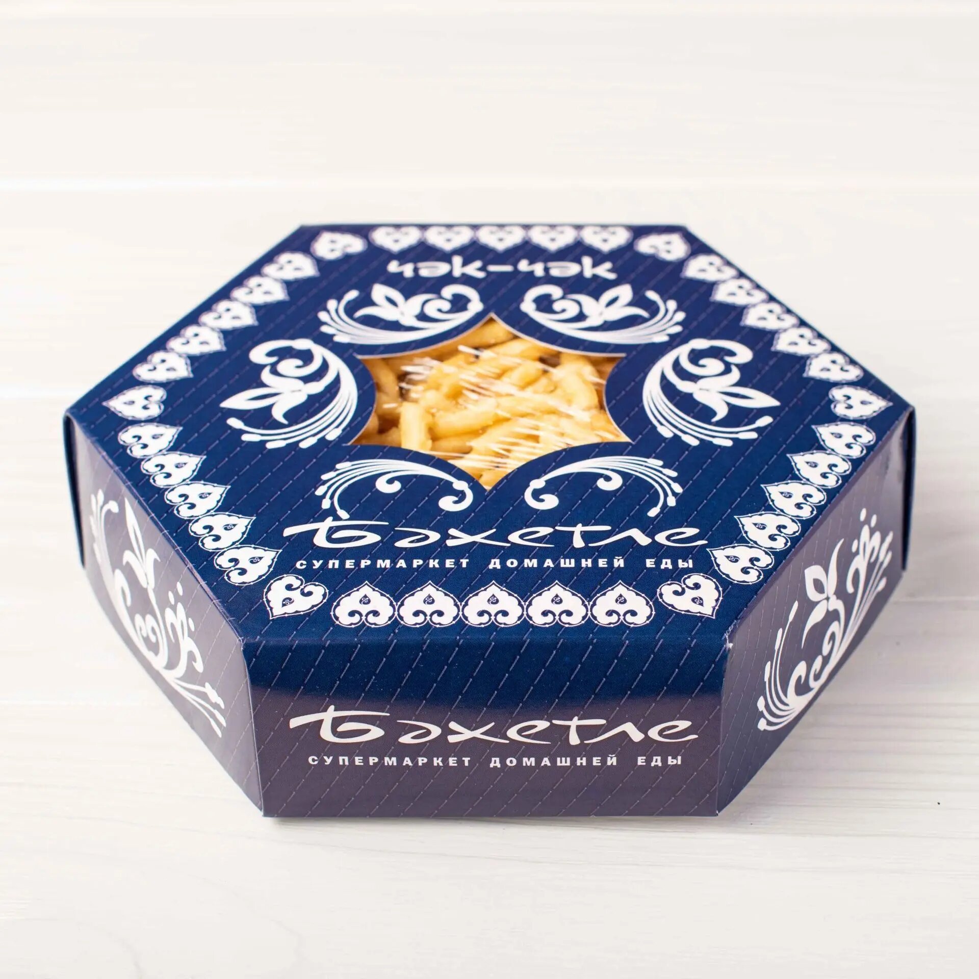 Чак чак Бахетле 350 гр. в подарочной картонной упаковке.