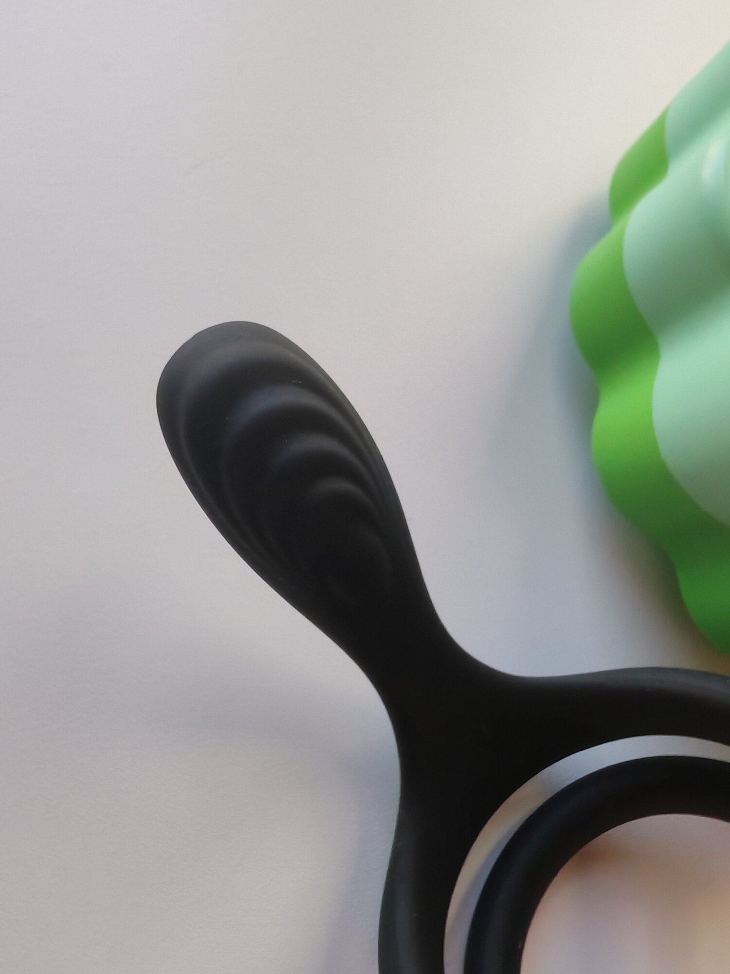 Эрекционное, вибрационное кольцо для мужчин из силикона, черного цвета