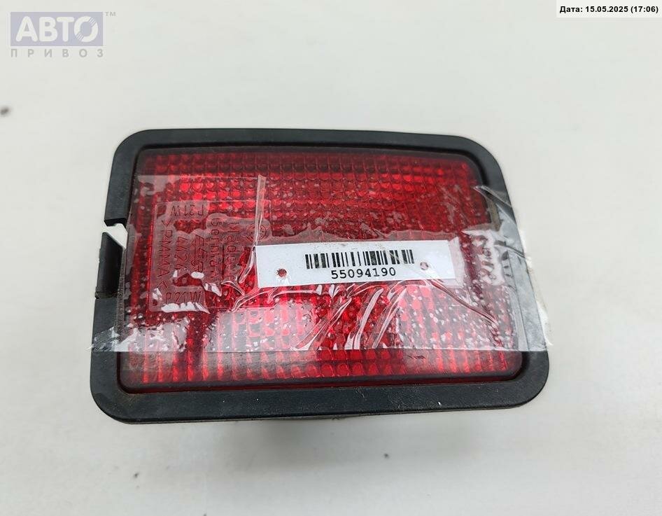 Фонарь противотуманный левый Volkswagen Transporter T4