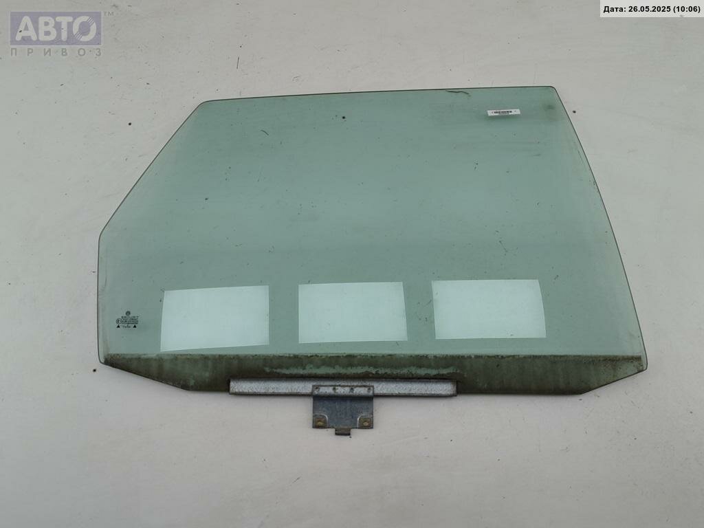 Стекло двери задней правой Volkswagen Passat B3