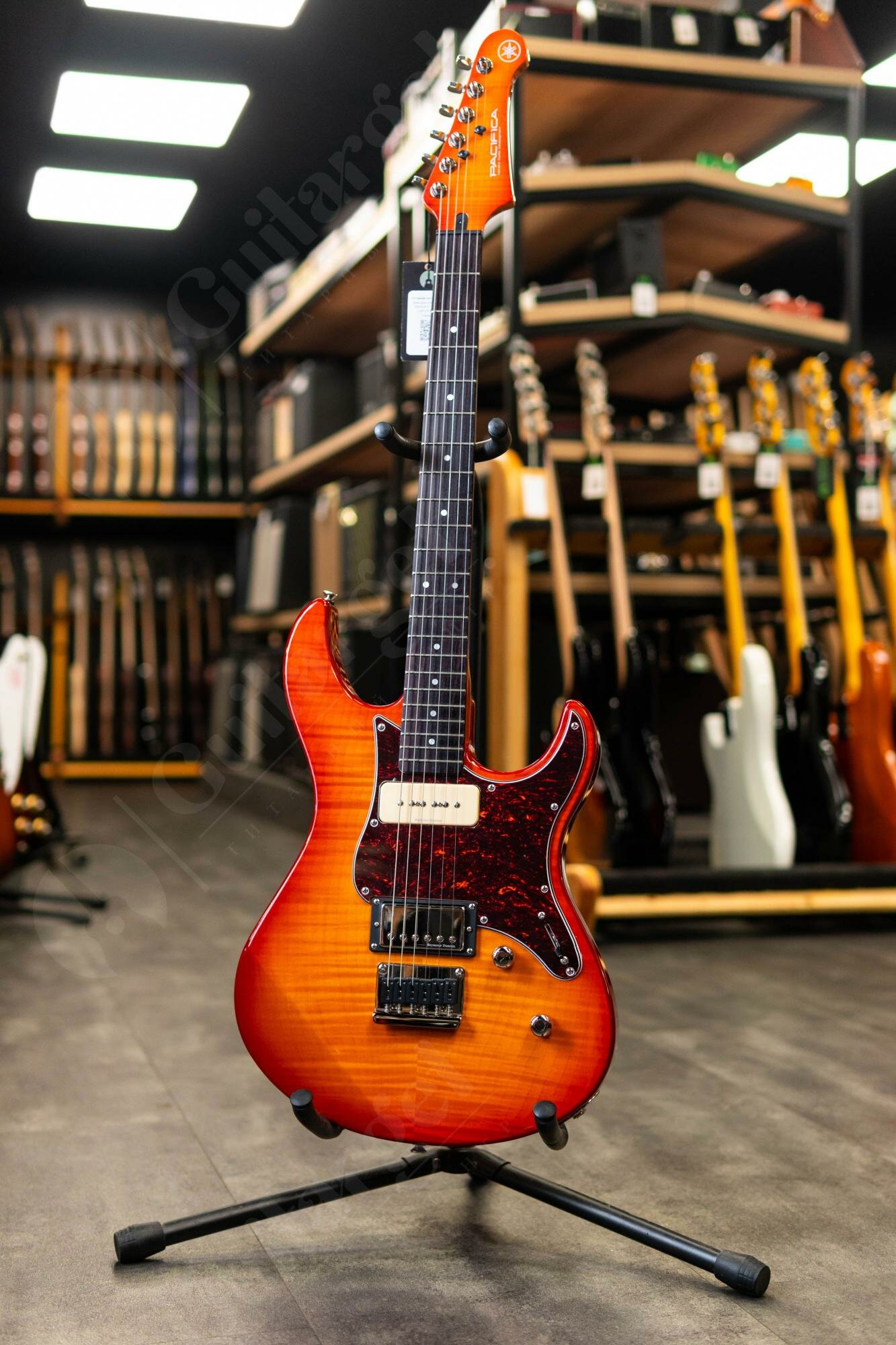 Электрогитара Yamaha Pacifica 611HFM LAB Light Amber Burst