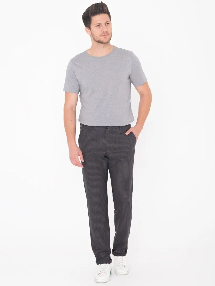 Брюки чинос Брюки зауженные