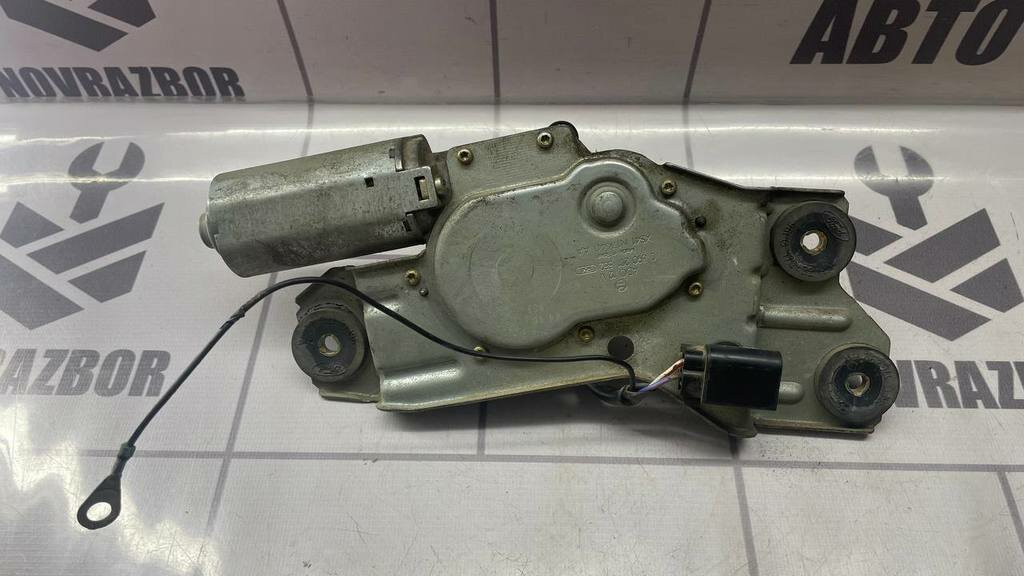 Моторчик стеклоочистителя задний Ford Focus 1 1998-2004