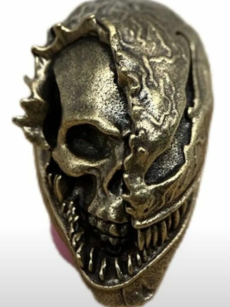 Бусина темлячная "Веном". Череп Веном. отверстие 6 мм.