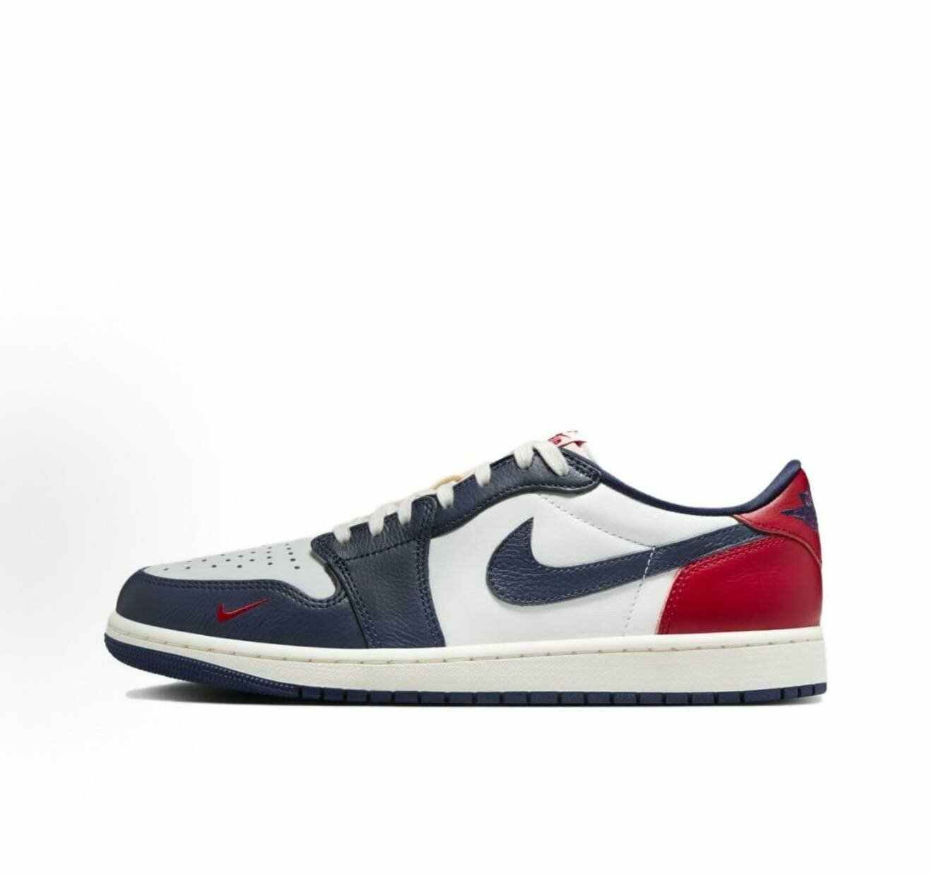 Кроссовки Air Jordan 1 Low