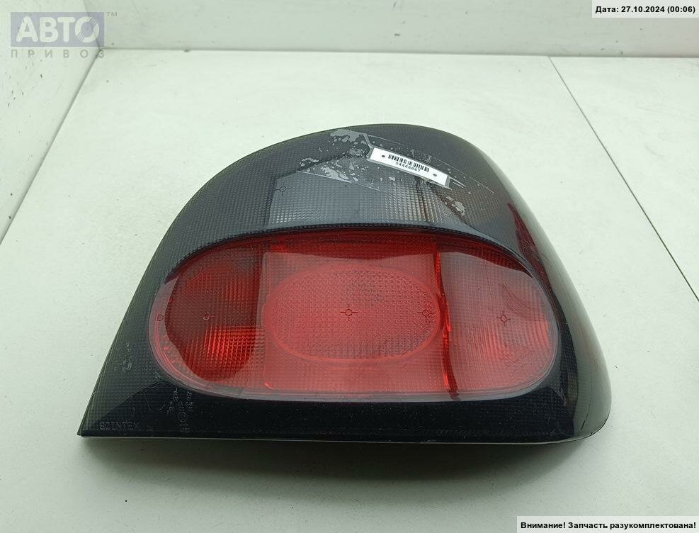 Фонарь задний правый Renault Megane 1 (1995-2003)