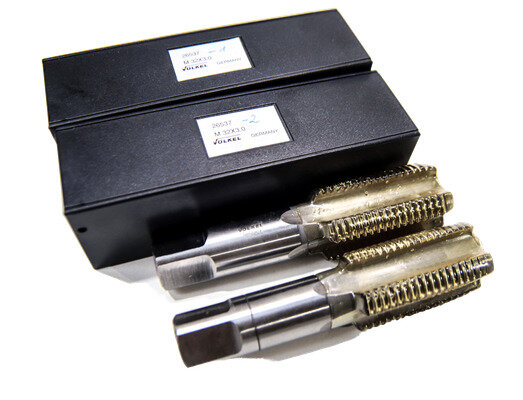 Метчик ручной М32х3,0 HSS к-т 2 шт