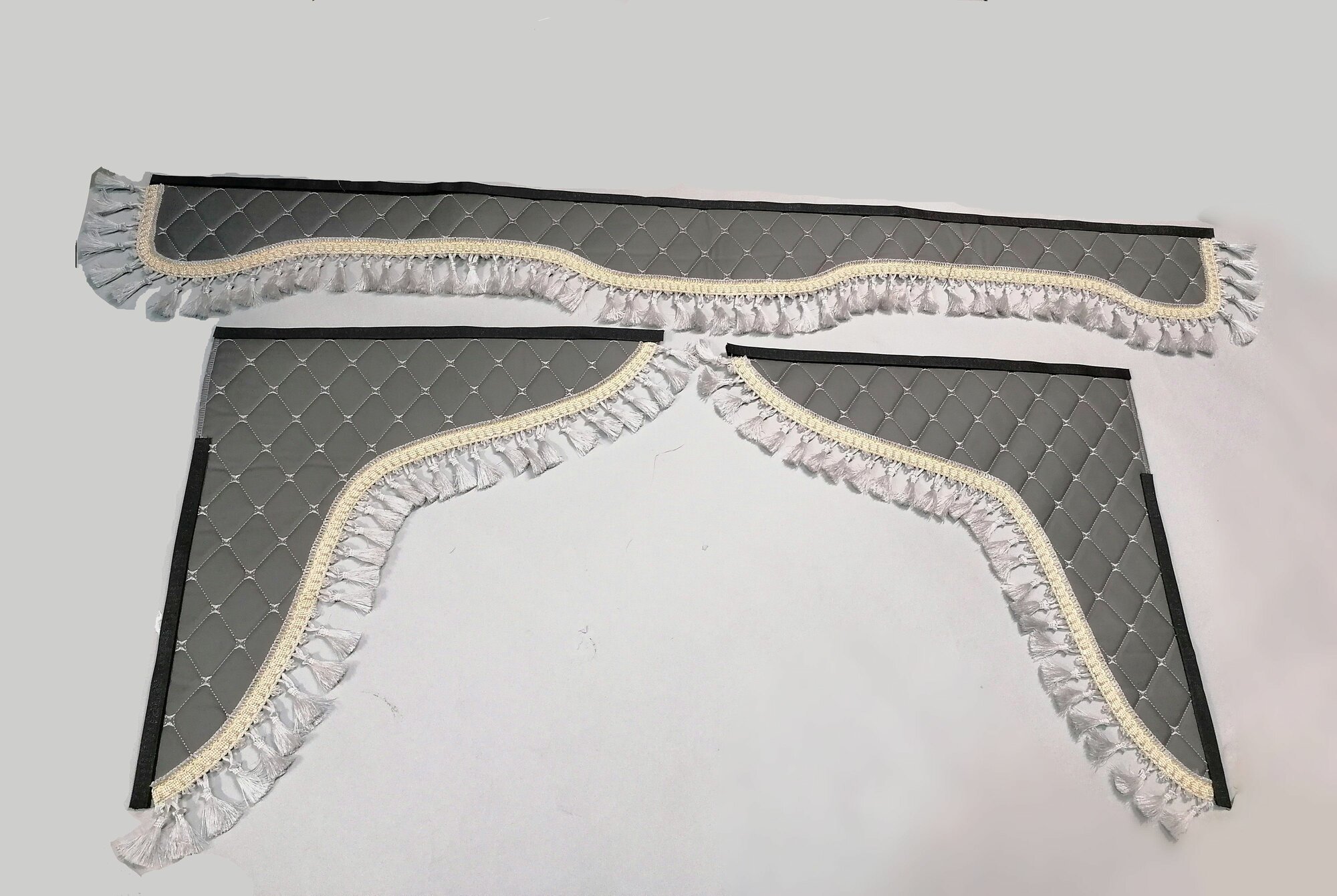 Ламбрекены (1.5м), бахрома. Серая экокожа