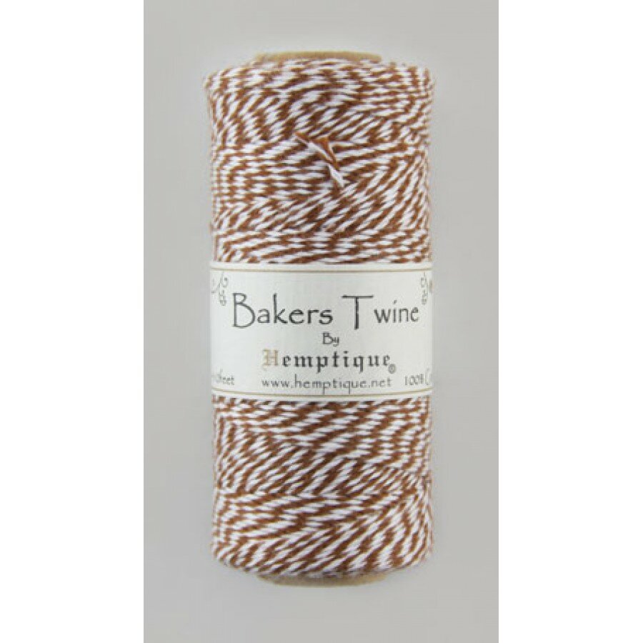 Шнур Bakers Twine на катушке, 2 х 2 нити, 1мм, 125 м, 50 г 125 м светло коричнево-белый 2 х 2 нити, 1 мм HEMPTIQUE BTS2LTBRN-W