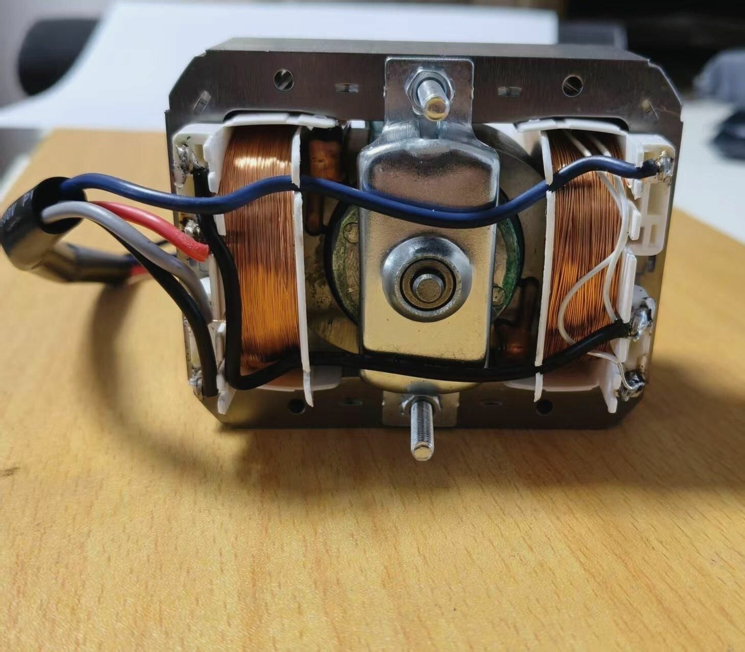 Мотор для кухонной вытяжки универсальный, Подходит для коптильной машины Elikor