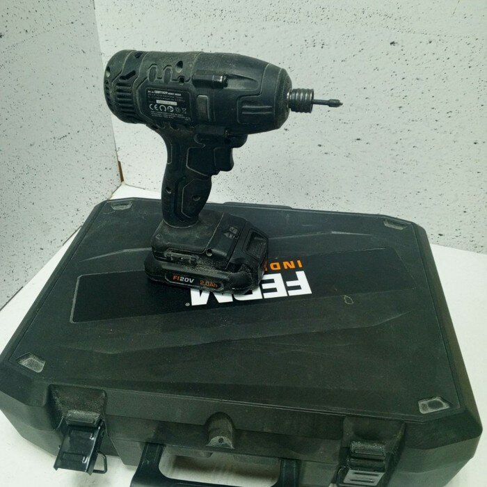 Гайковерт Ferm CDM1142P