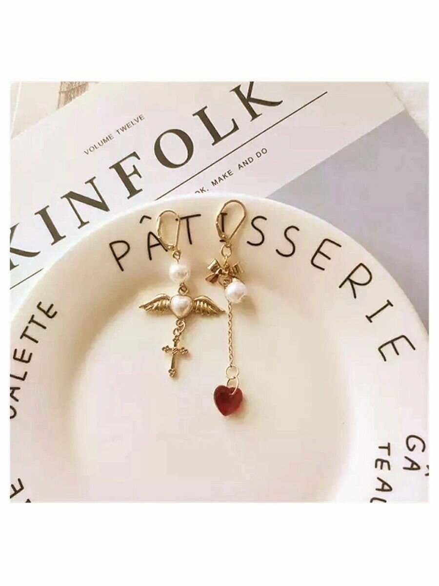 Серьги пусеты be self true, жемчуг имитация, фианит