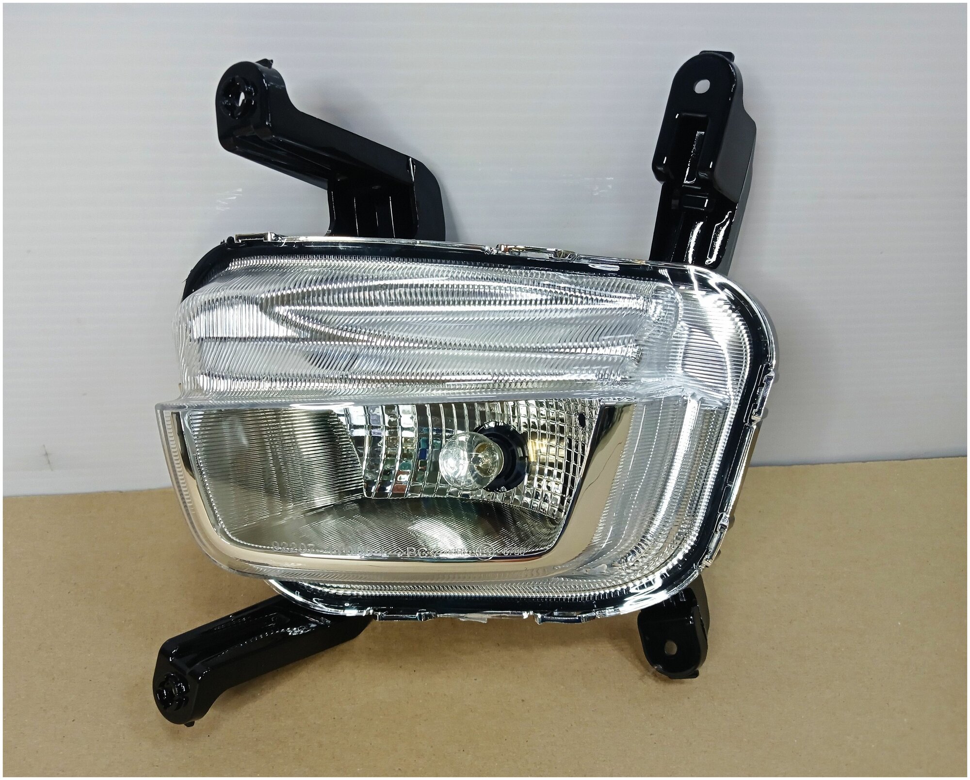 Противотуманная фара левая КИА РИО 3 KIA RIO 2015-2017 Ресатйлинг