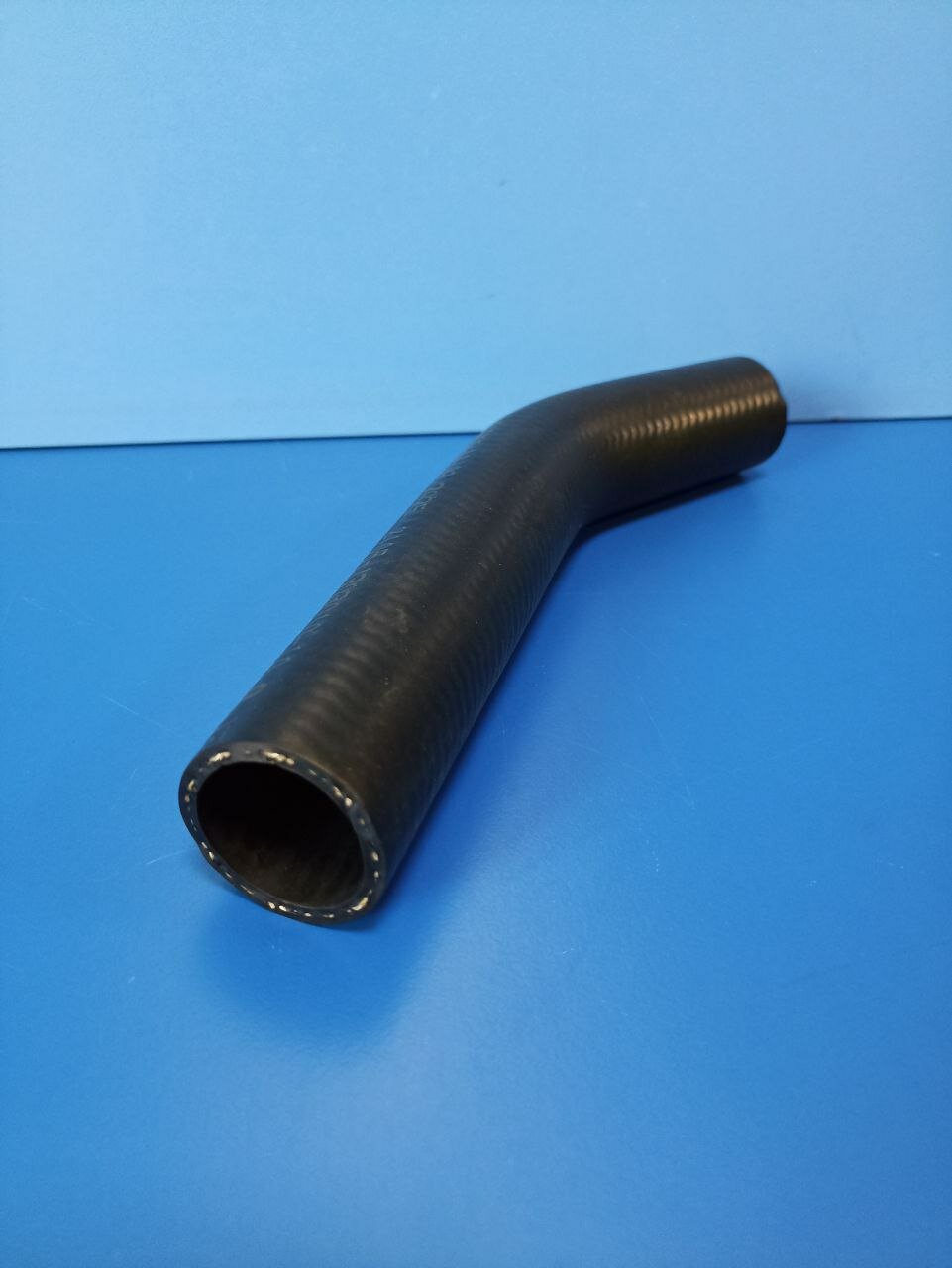 Патрубок радиатора "БРТ" для а/м ВАЗ 2105 нижний ал.