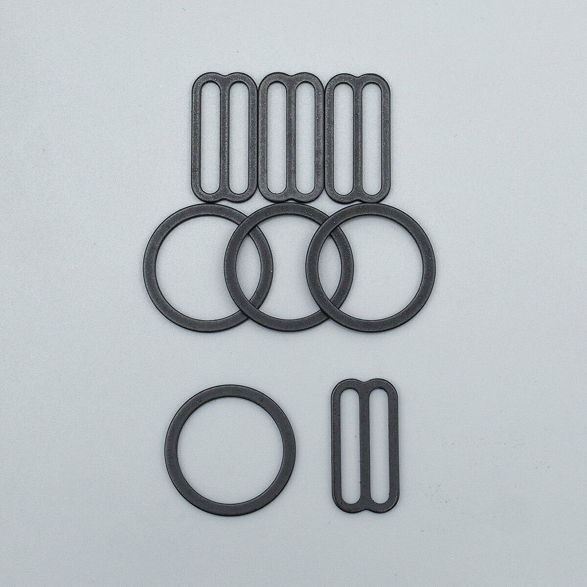 Набор металлической фурнитуры для бюстгальтера, цвет 170 чёрный (кольцо 18 мм - 4 шт, регулятор 19 мм - 4 шт)