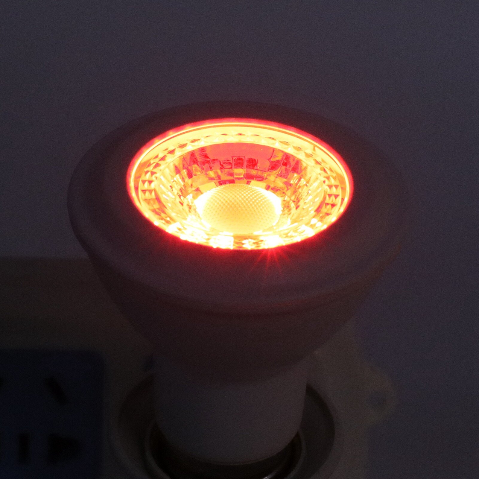 Прожектор RGBW мощностью 10 Вт с дистанционным управлением таймером E27, изменяющая цвет лампочка, 85‑265 В