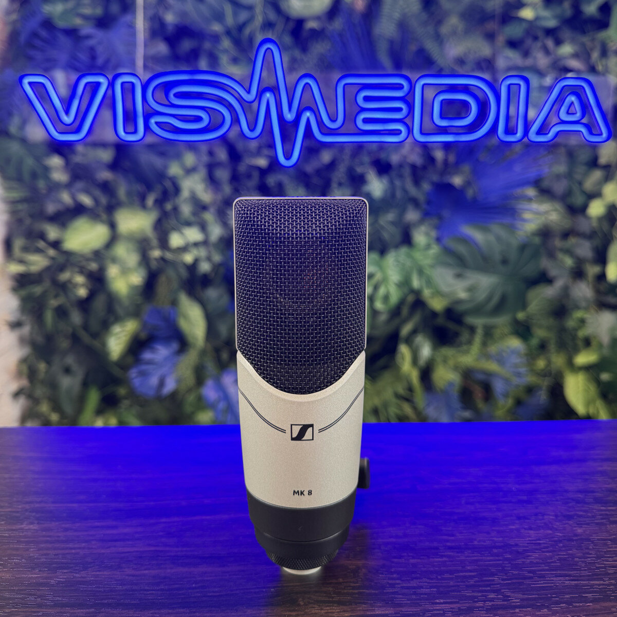 Студийный микрофон Sennheiser MK8, металлический корпус, конденсаторный, XLR 3pin, черный
