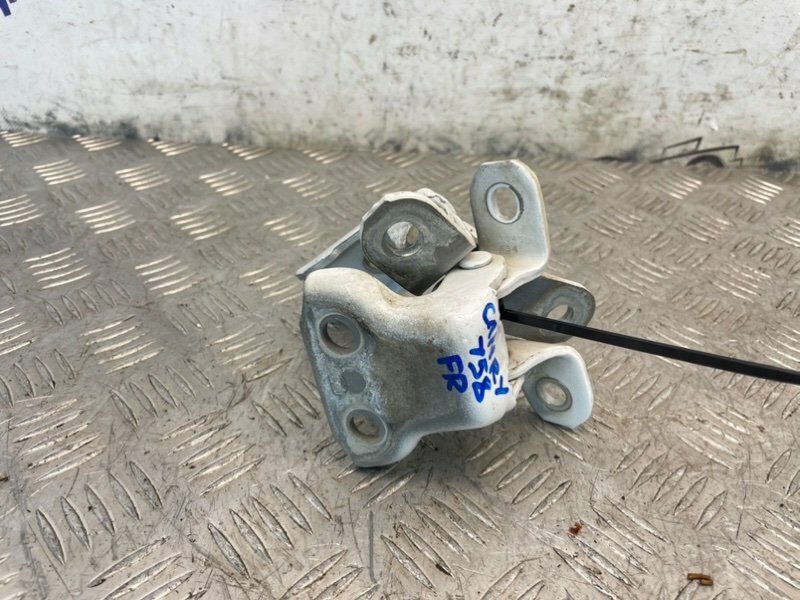 Б/У кронштейн двери Toyota Camry 2008 ACV40 2AZ-FE Перед. Прав. nцена за пару 60082 TOYOTA арт. 6871012151, 6873033021