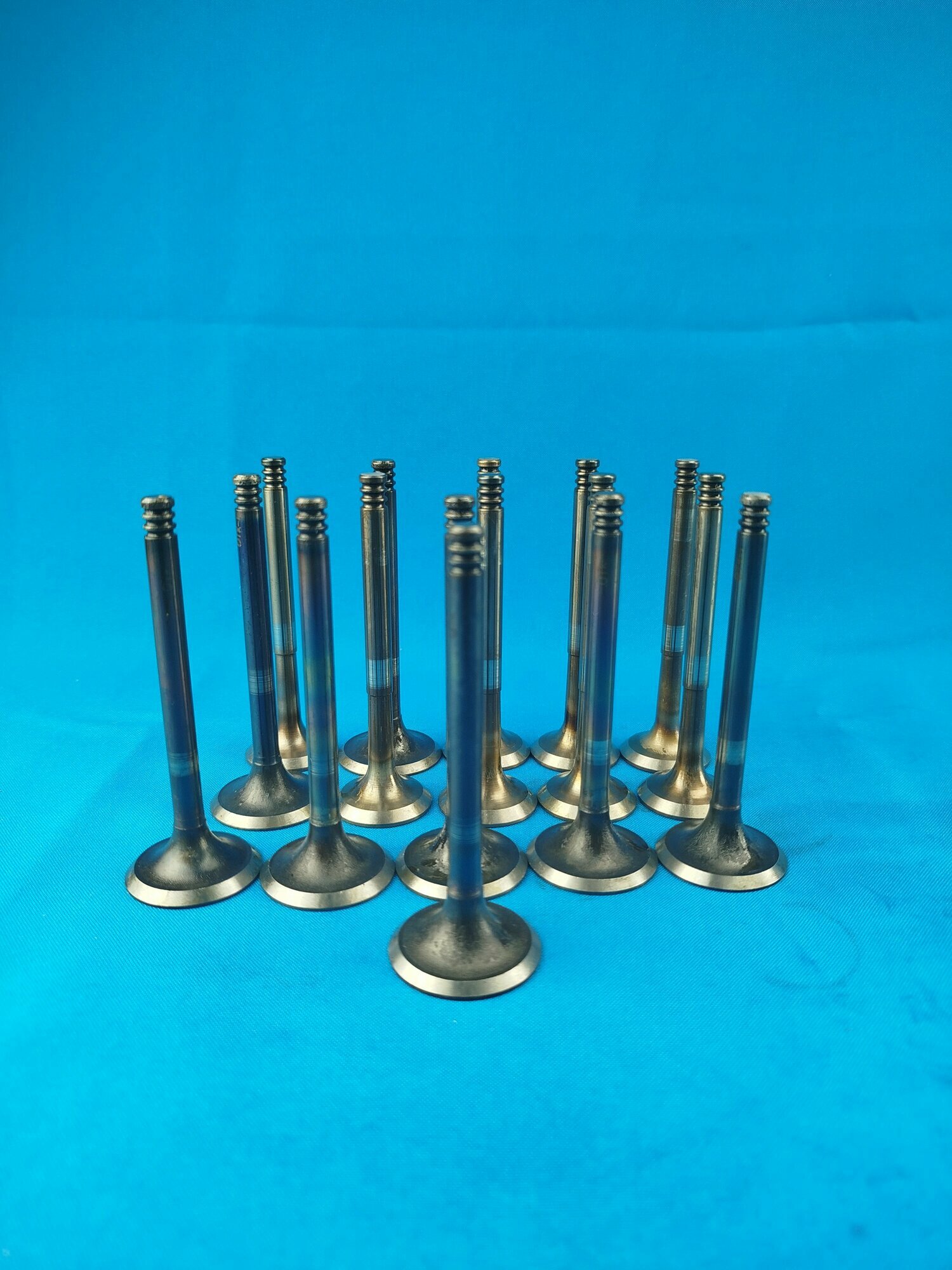 Клапан ГРМ комплект "LECAR" ГАЗель, Волга, УАЗ дв.405, 406, 409 (к-т 16шт)