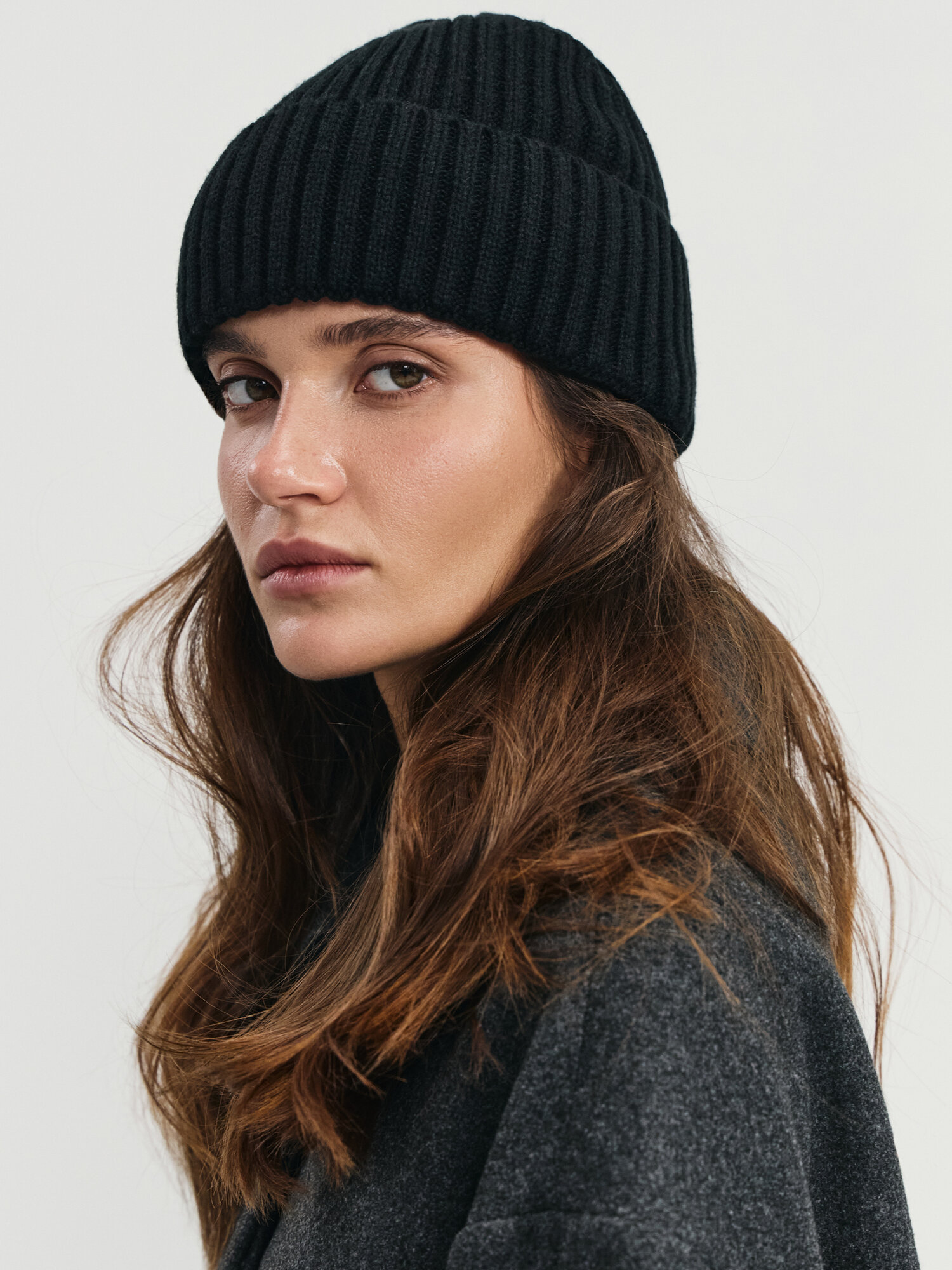 Шапка-бини для женщин