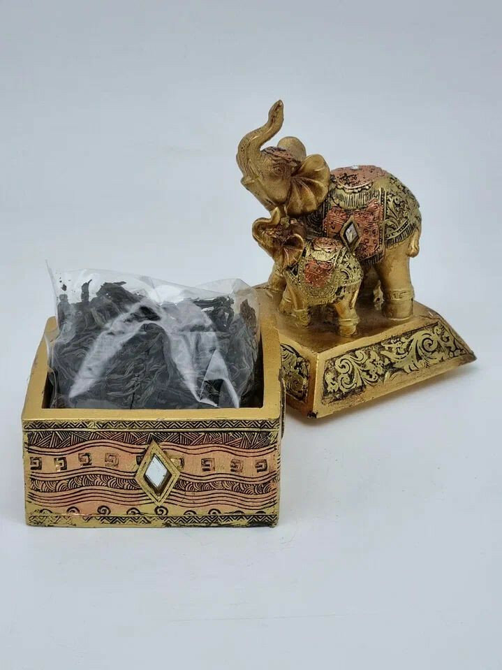 Чай черный ручной сбор 15гр в шкатулке со слоником квадрат