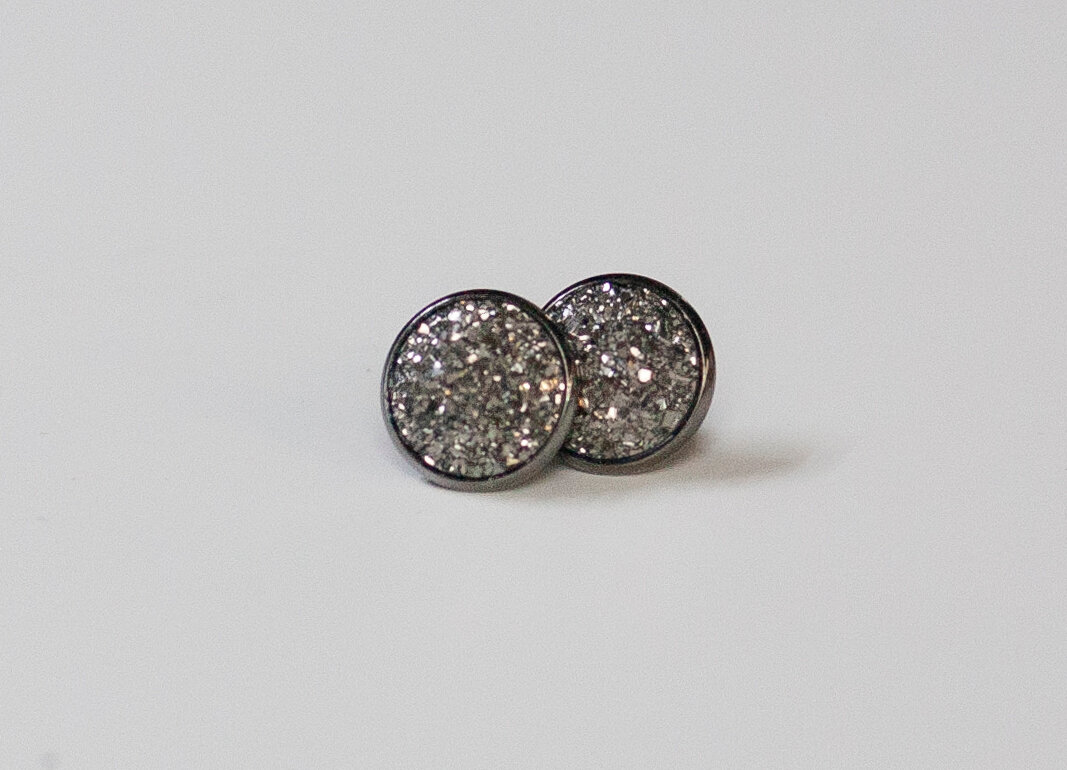 Серьги пусеты