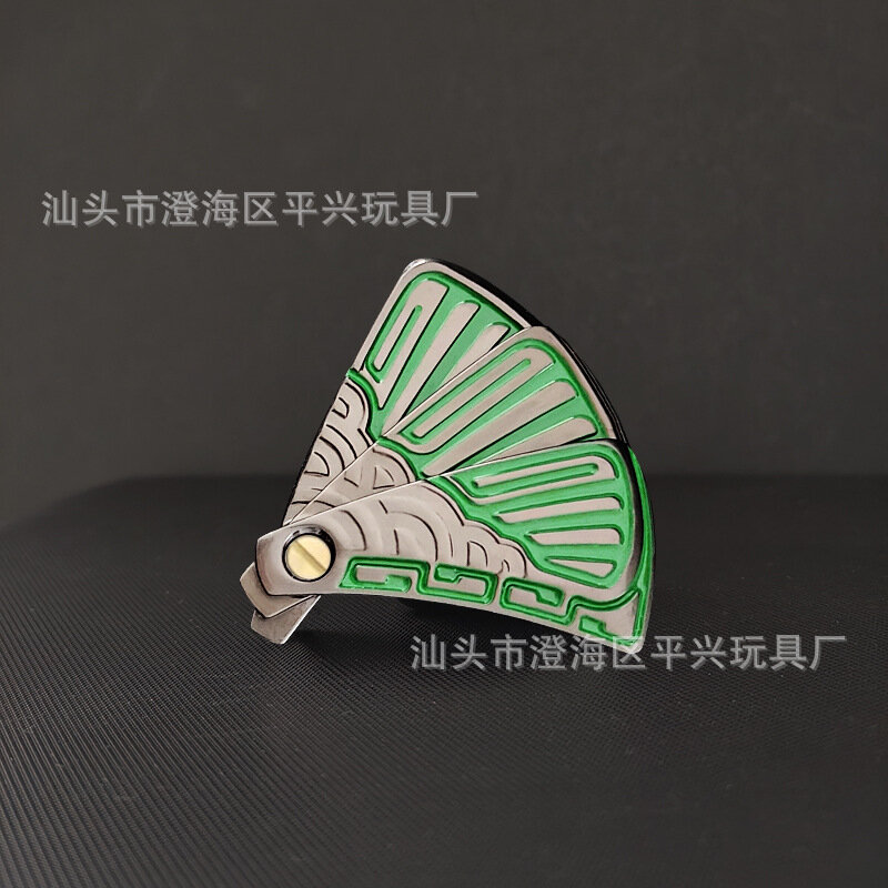 Игрушка EDC: новый складной веер, антистрессовая игрушка в виде карты, спиннер для пальцев, металлическая антистрессовая монета с щелкающим звуком.