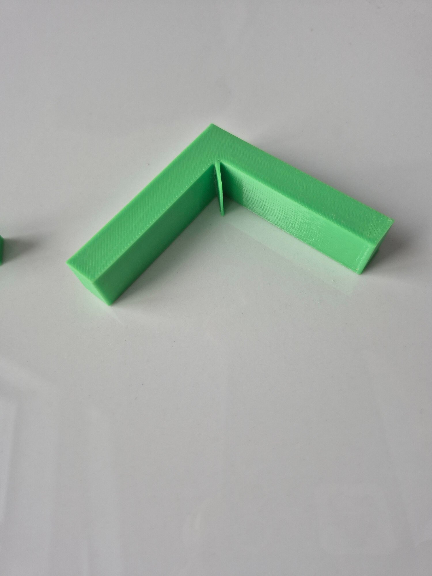 Шаблон кондуктор для формирования внешнего угла 90 градусов керамогранита и керамической плитки. комплект 5 шт