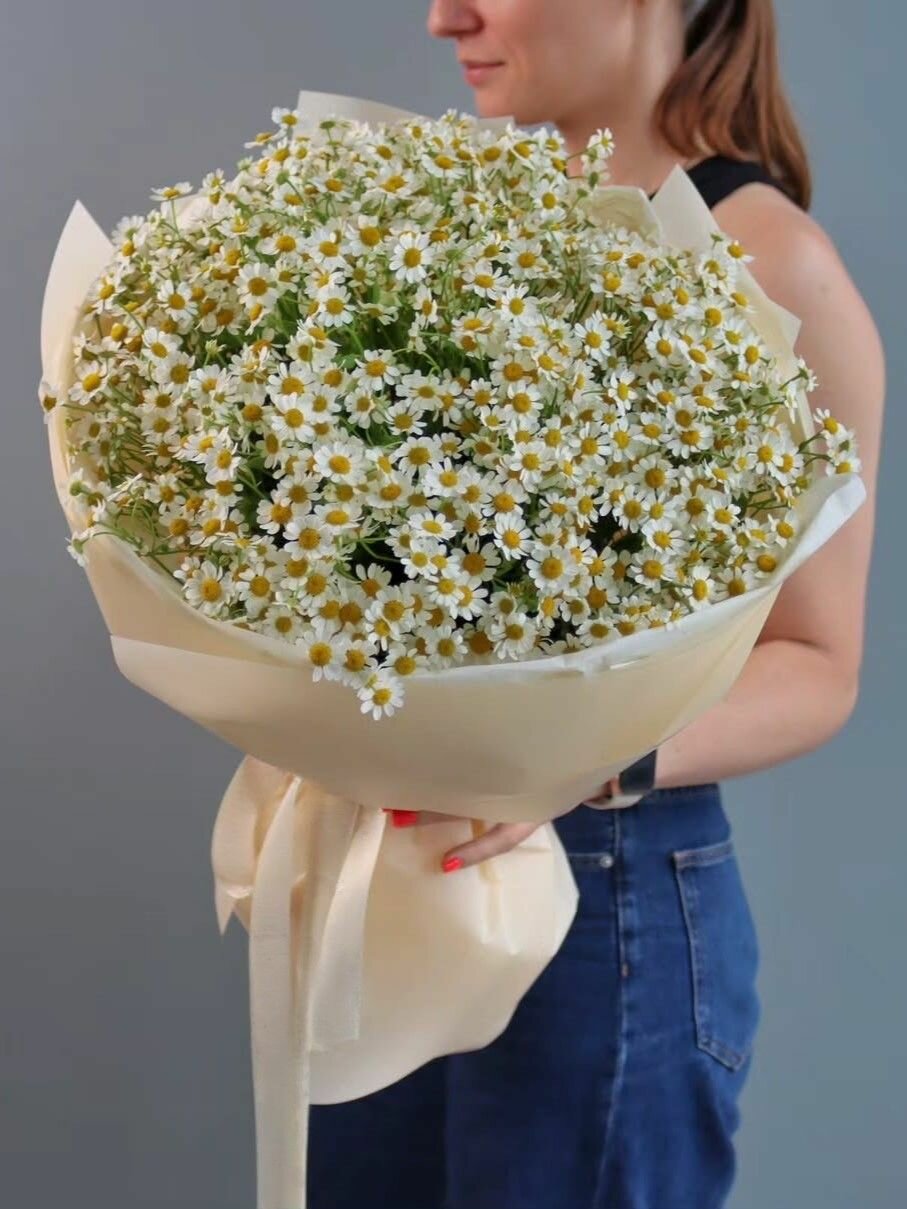 Букет из ароматных ромашек