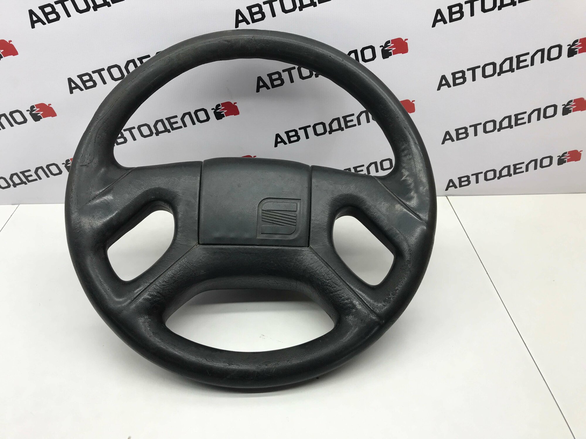Руль SEAT Toledo 1L 2000 г. в
