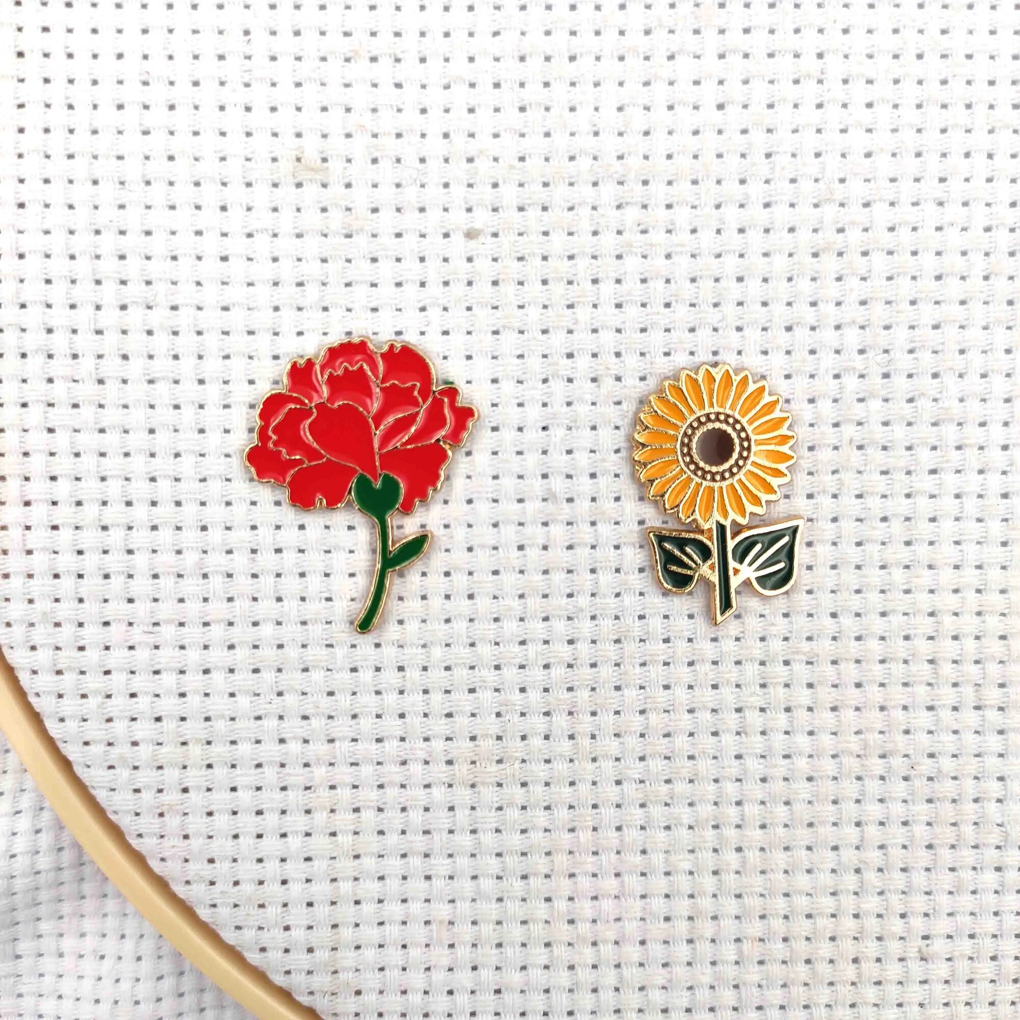 Магнитный держатель игл для вышивания Set 2 flowers