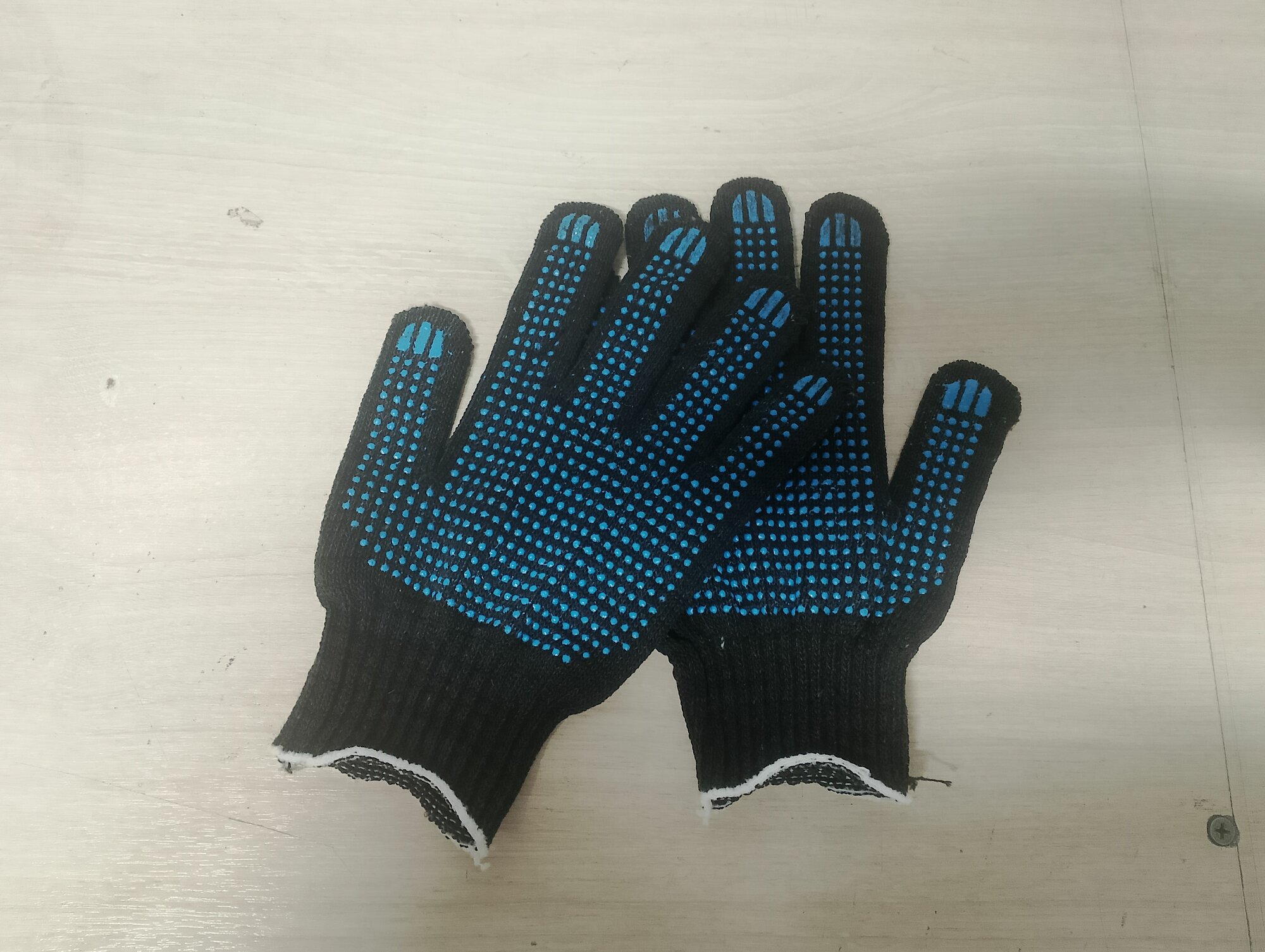 Перчатки хозяйственные рабочие 5-6 нитей с ПВХ 2 сорт 100пар