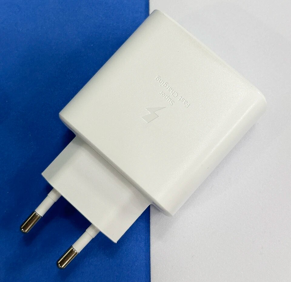 Зарядное устройство Samsung 45 Вт PD Cargador 20 В 2,25 А Usb Tyep C Адаптер быстрой зарядки EU US Galaxy S25 Ultra 24 Plus S23 A56 A54 Tab S10 S9 45w EU White, Only charger
