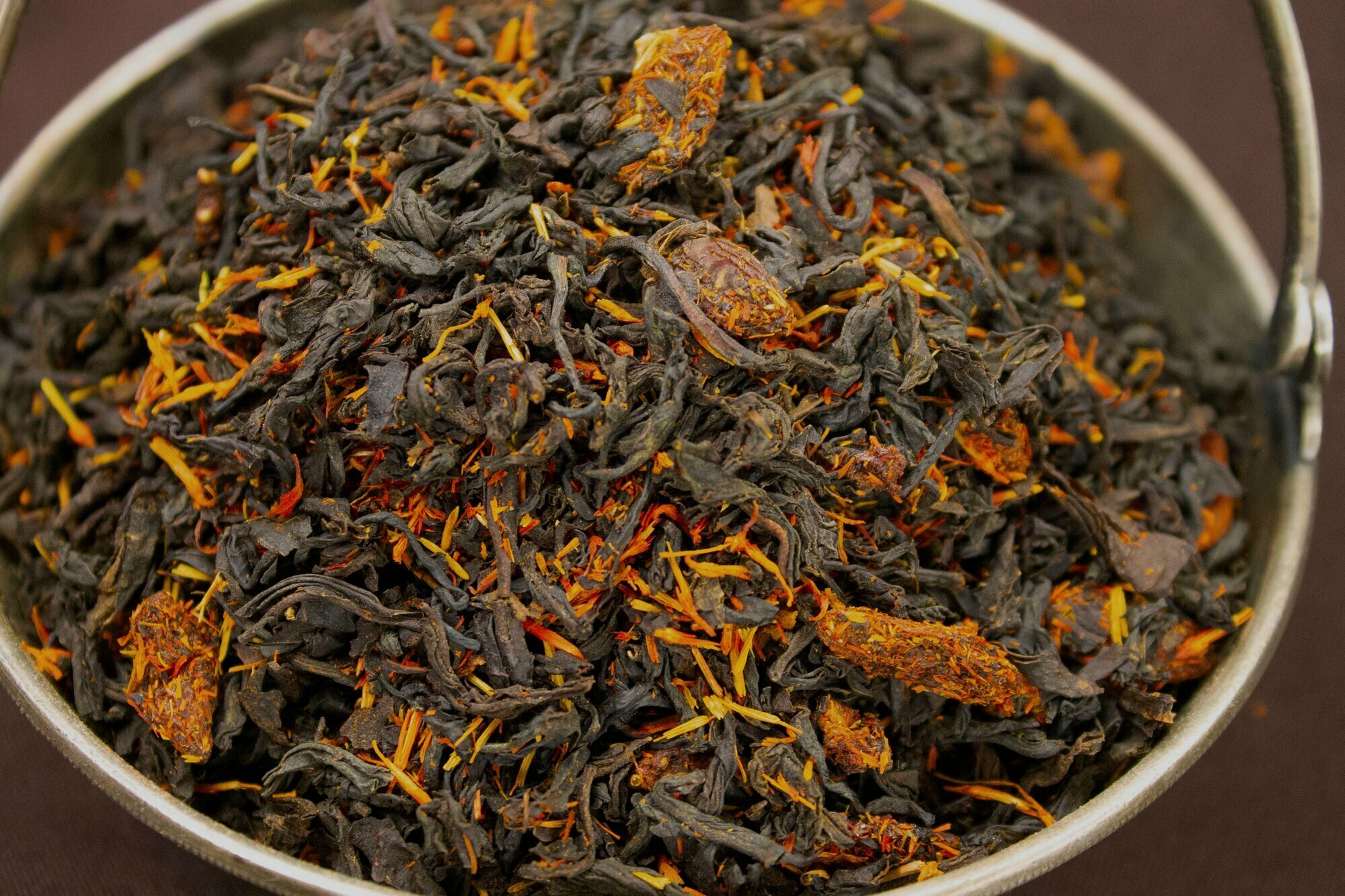 Черный арома чай Горный с ягодами Годжи, 125 грамм