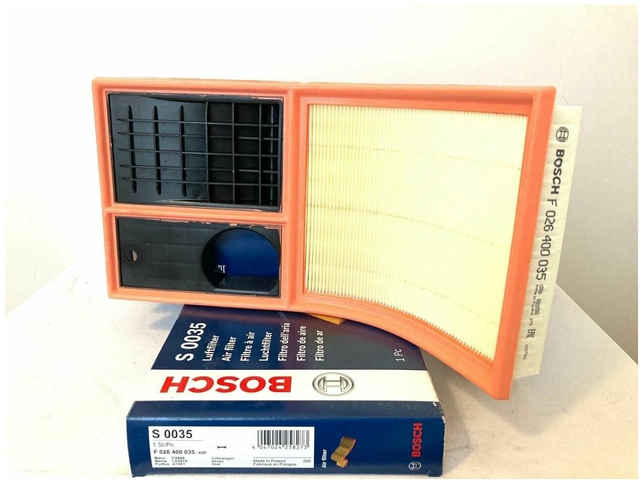Фильтр воздушный BOSCH F026400035 VW Golf (09-13), Polo (09-) SEAT Leon (06-12)