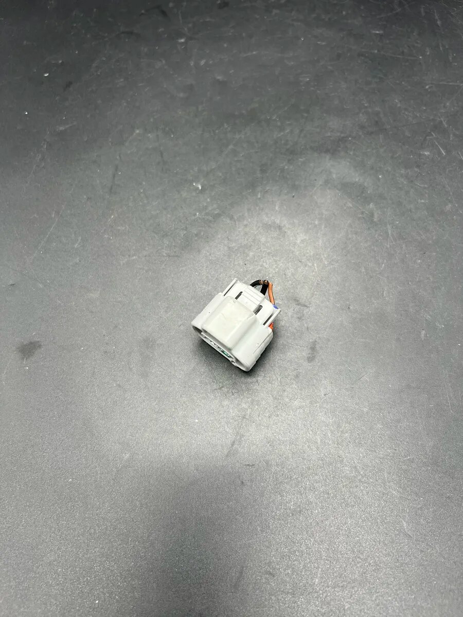 Разъем ( фишка ) катушки зажигания Контрактный DENSO