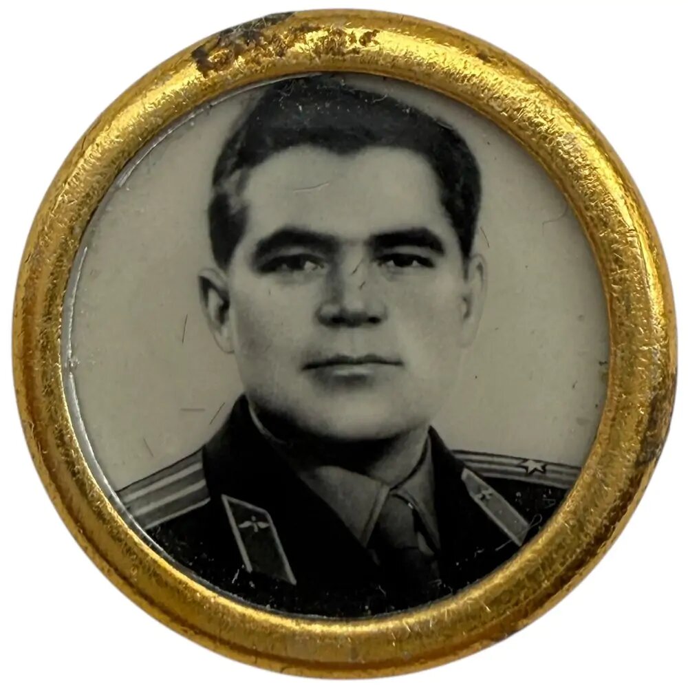 Знак "Андриян Николаев" СССР 1961-1970 гг.