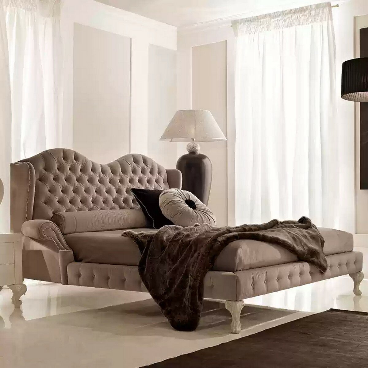 Роскошная мягкая кровать с высоким изголовьем из ткани Villa (кровать размер 1800*2000 цвет хаки)